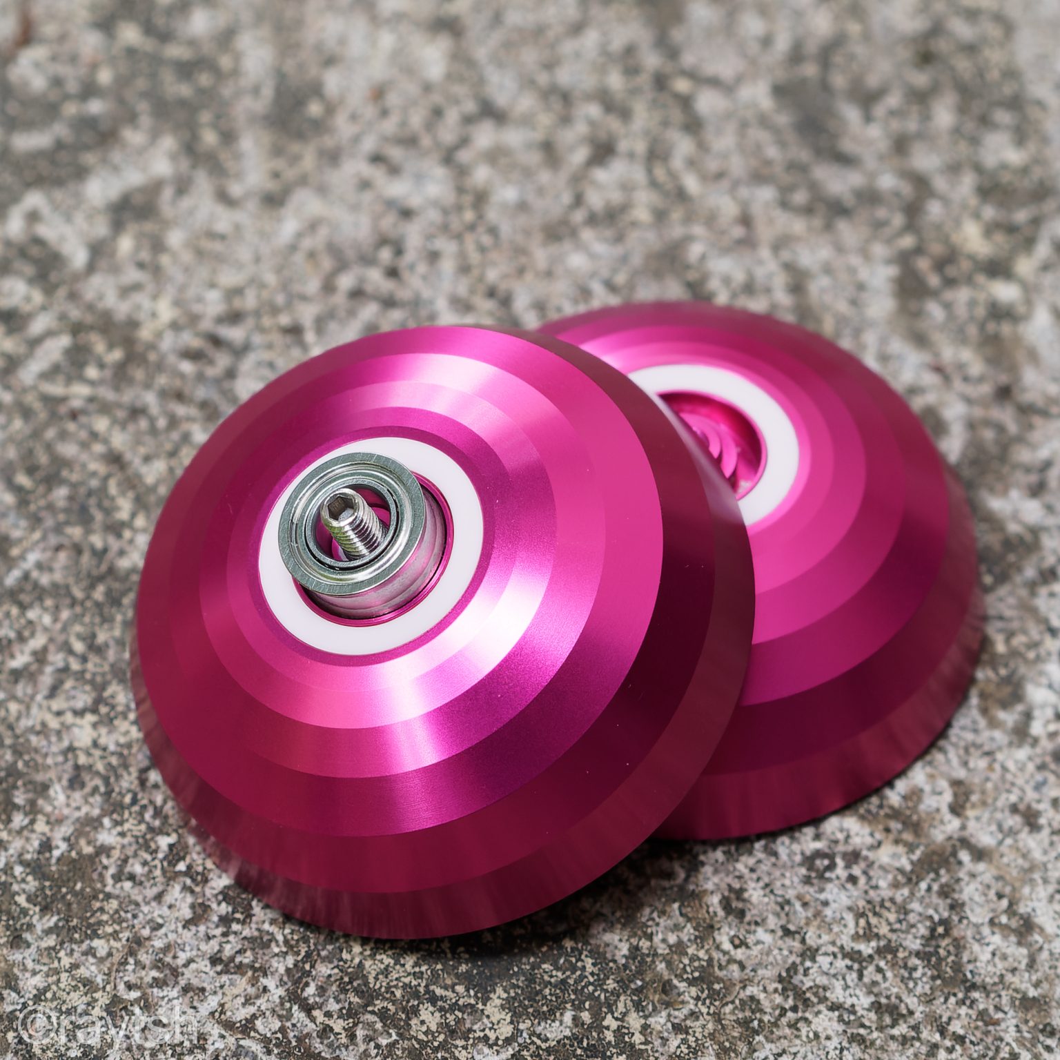 ILYY.de | German High-End YoYos est. 2006