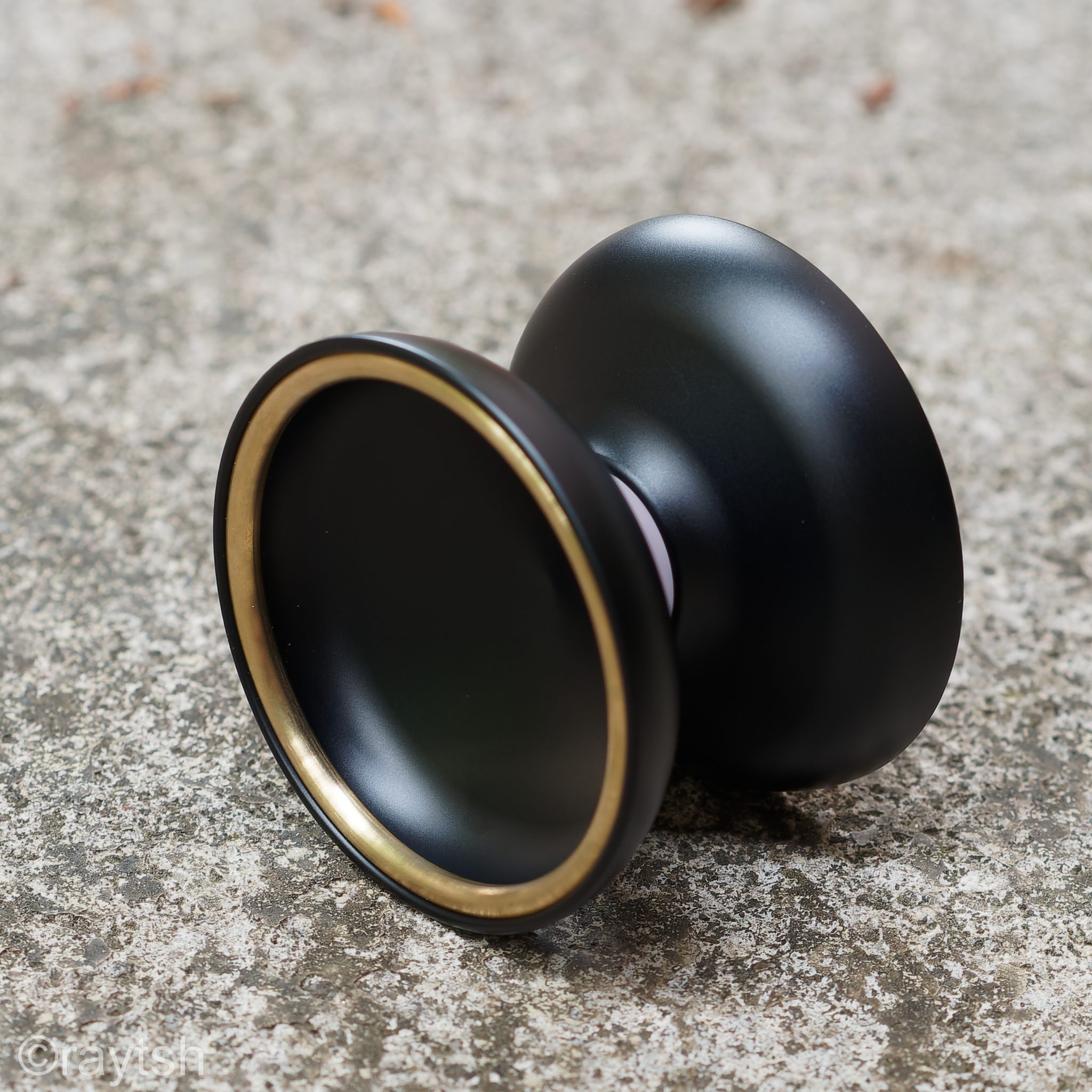 ILYY.de | German High-End YoYos est. 2006