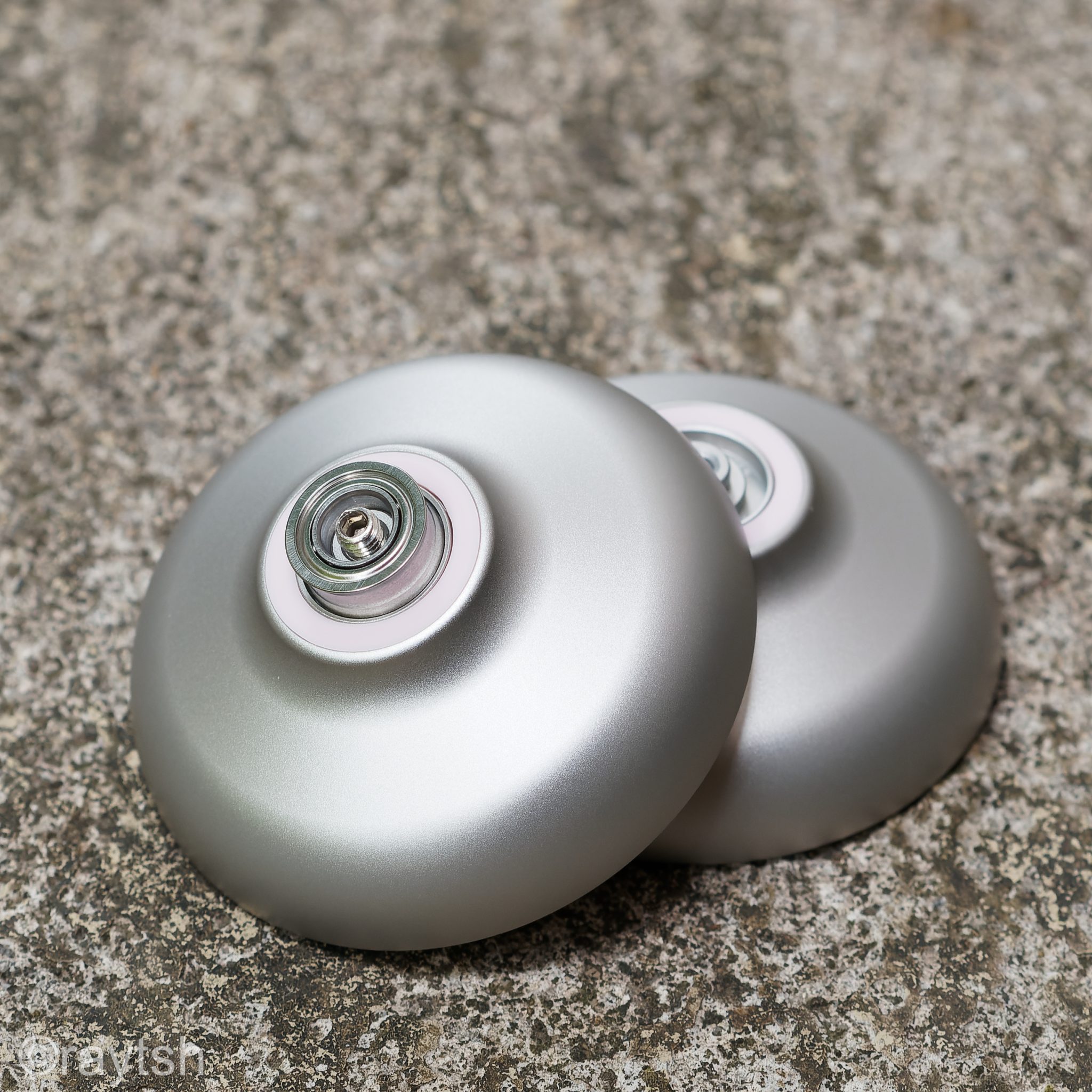 ILYY.de | German High-End YoYos est. 2006